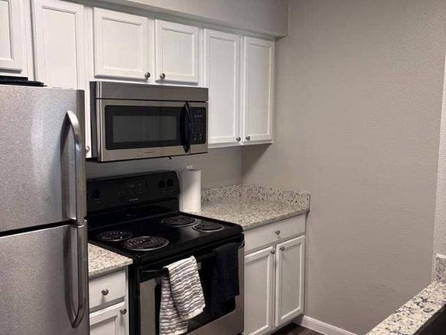 Roommate Needed