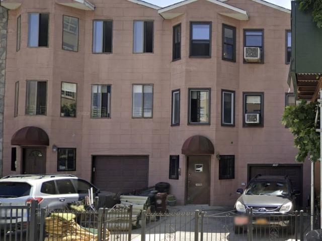 Roommate needed