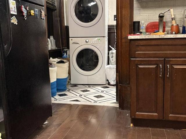 Roommate needed!