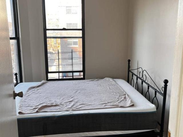 Roommate needed ASAPP
