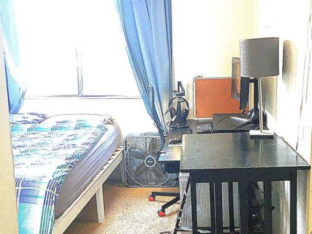 Roommate needed for Glendale ASAP!