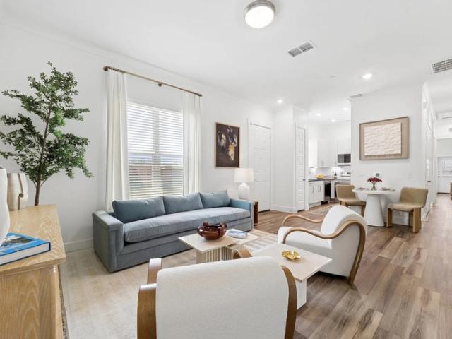 Roommate needed for luxury living Luxe of Denton