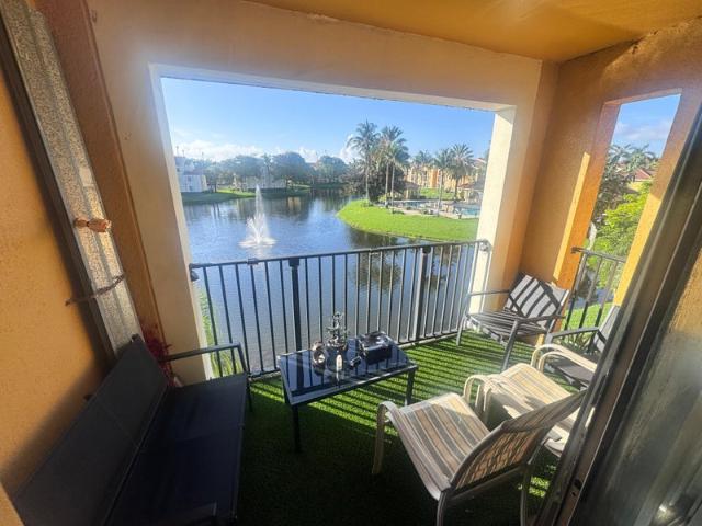 Roommate needed in Florida