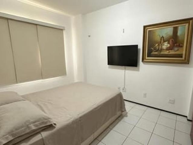 Roommate para apartamento na Beira Mar de Fortaleza