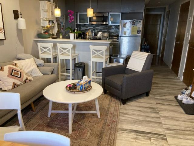 Roommate Search Cozy Apartment in Brooklyn!