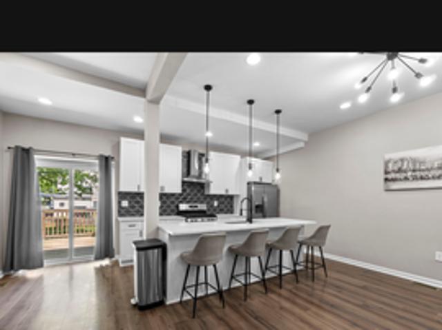 Roommates Wanted – Spacious 7‑Bedroom Home in a Great neighborhood