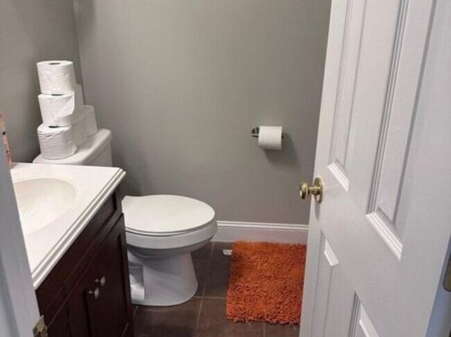 Roommates Wanted