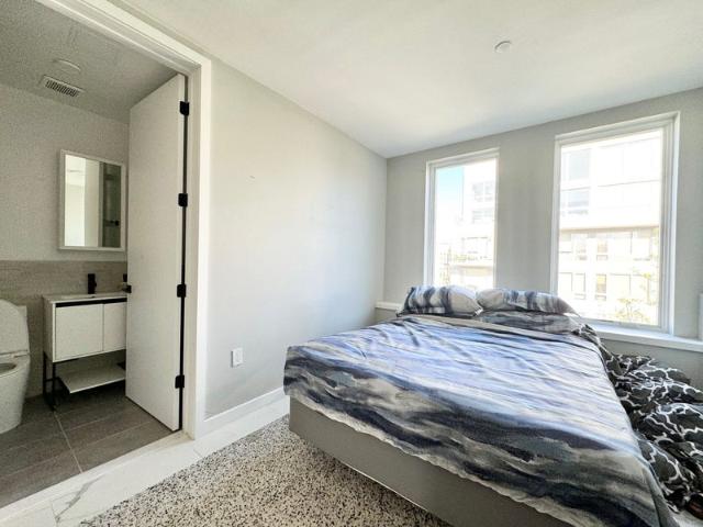 Rooms w/ private baths 2 BLOCKS FROM PROSPECT PARK