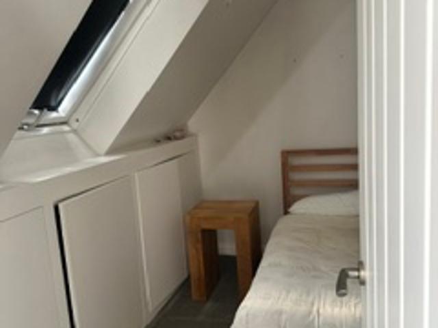 Rooms with ensuite shower