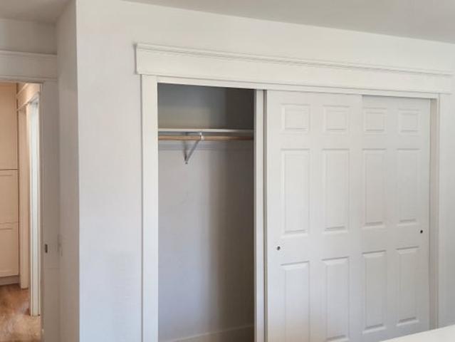 rooms and private bath room for rent in shared hom
