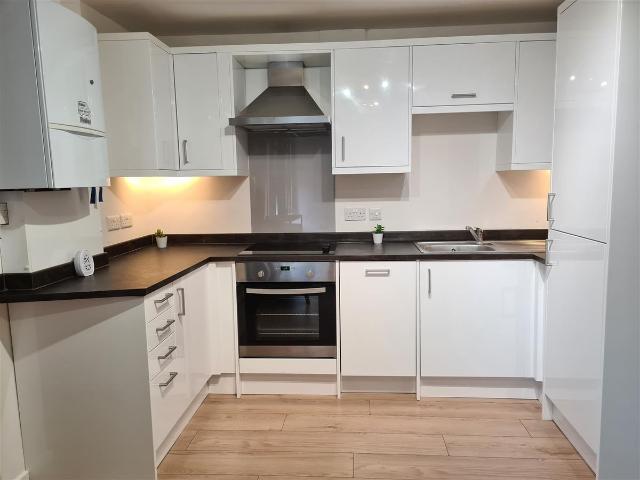 Rooms Available At 17 The Forum, Tiverton Way, Cambridge CB1, Room to rent, £545 pcm | PrimeLocation