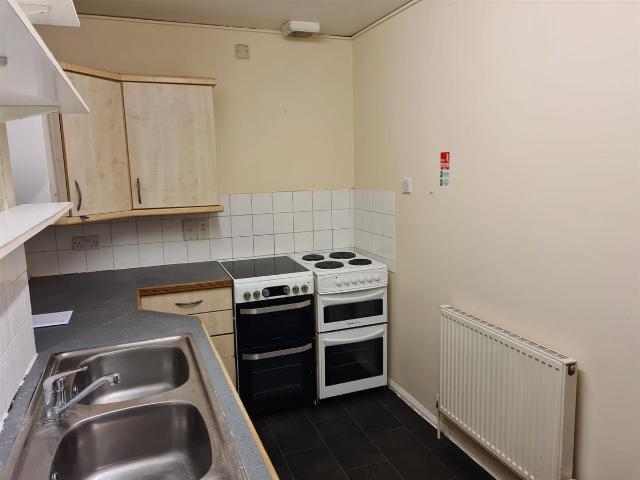 Rooms Available At 58B Mill Road, Cambridge CB1, Room to rent, £650 pcm | PrimeLocation