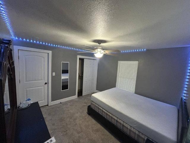 Rooms available for rent