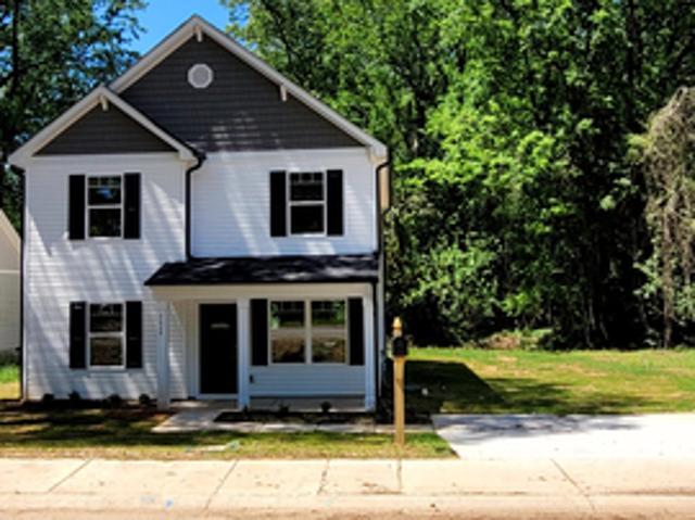 Rooms available in New construction home! Front porch, vinyl plank flooring, open floorplan, 1BD & full bath on main, kitchen island, granite in kitchen & baths, stainless steel appliances, vaulted ceiling in master bedroom, walk in closet, laund.