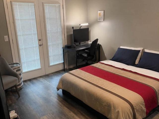 Rooms available Midtown Nashville Great location!