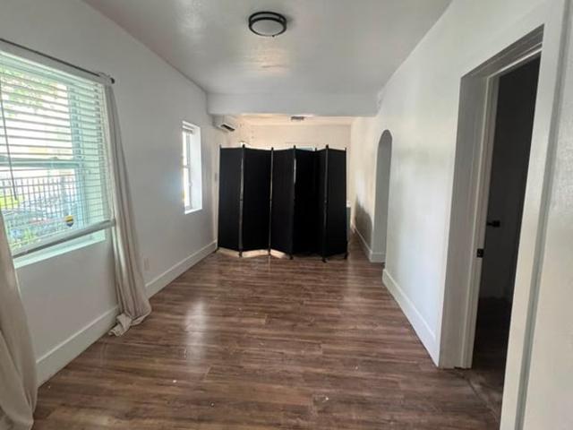 Rooms for Rent 5 Minutes from Design District