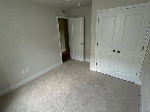 Rooms for rent