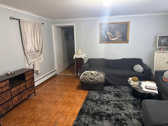 Rooms for rent with kitchen & Living room 1.5bath