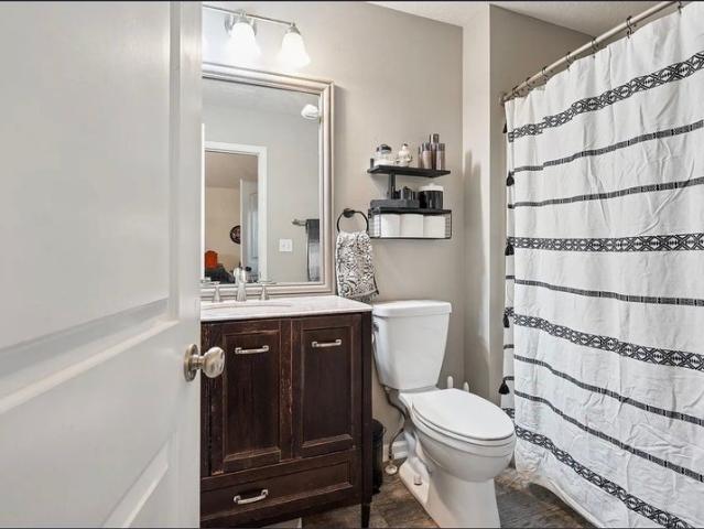 Rooms for rent in a beautiful 4BR home near DMAC