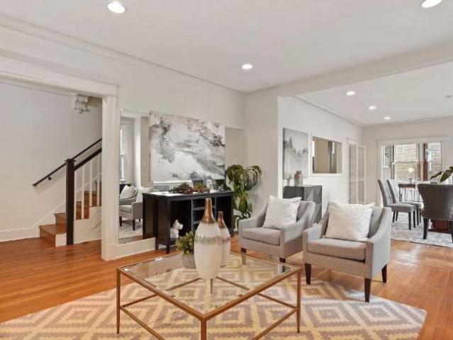 Rooms for Rent in a LargeSunny 4,500 Sq Ft Histori