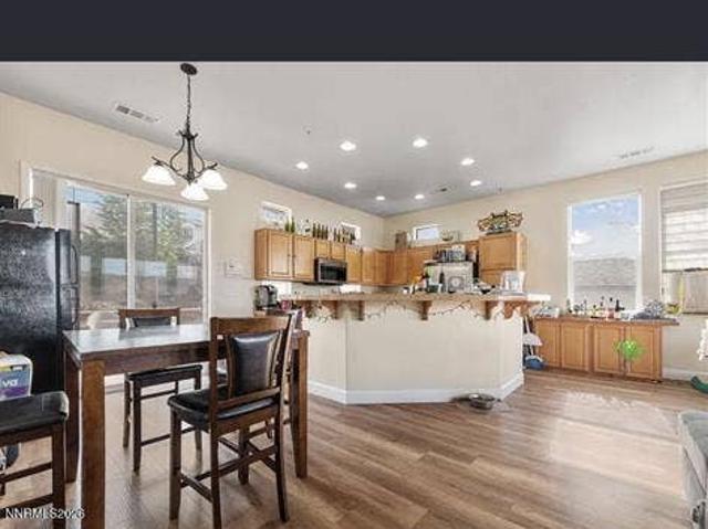 Rooms for rent in Reno
