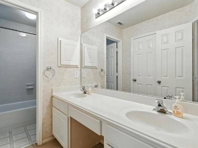 Rooms for rent in Spring 77388