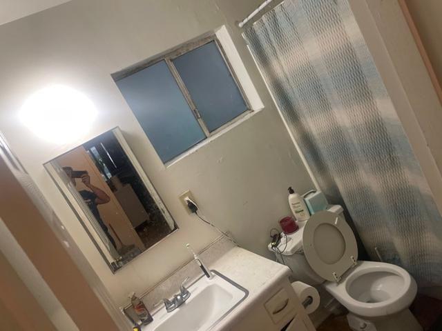 Roomshare for Female