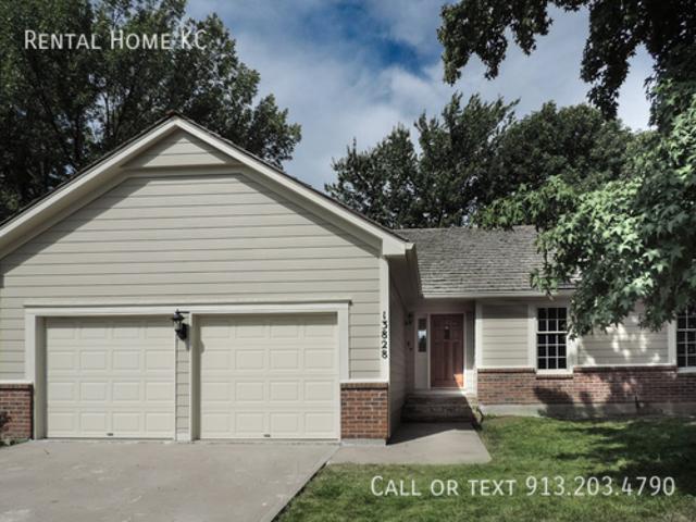 Roomy True Ranch #13828 AVAILABLE EARLY JULY