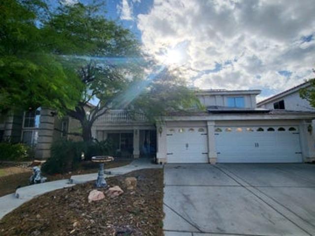 Roomy House share, 3300 sq ft: Southwest Vegas