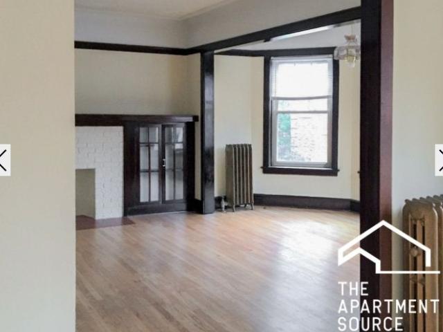 Roomy Irving Park _bed Apartment