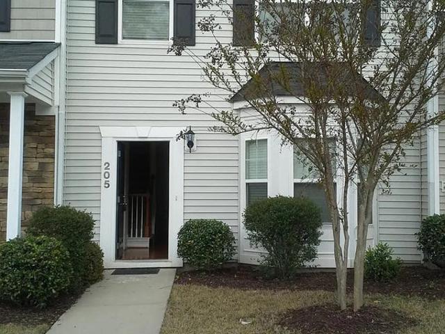 Roomy rooms in Morrisville