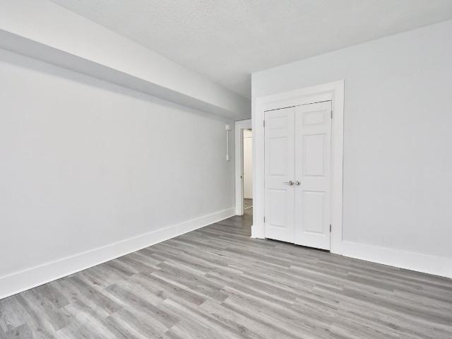 Roosevelt Apartments Studio Apartment for Rent at 2220 Walnut St, Philadelphia, PA 19103 Center City West