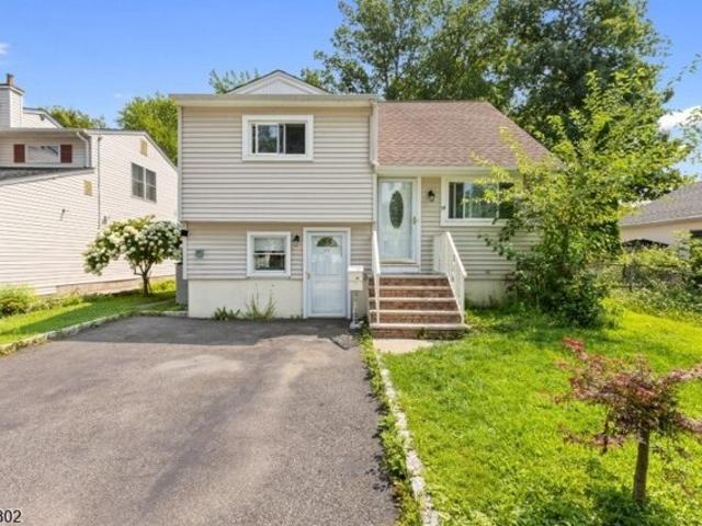 Roosevelt Ave, Parsippany Troy Hills Township, Home For Sale