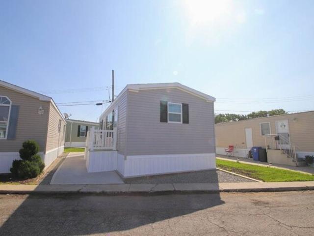 Roosevelt Ave Trlr B, Carteret, Property For Sale