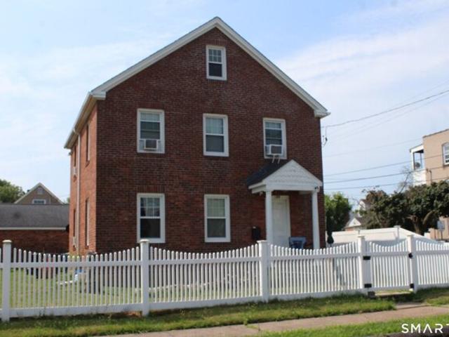 Roosevelt St, Hartford, Home For Sale