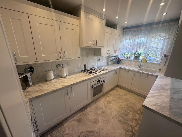 Roosevelt Way, Dagenham RM10, 2 bed flat to rent, £1,800 pcm | PrimeLocation
