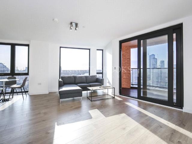 Roosevelt Tower, 18 Williamsburg Plaza, Poplar E14, 1 bed flat to rent, £2,200 pcm | PrimeLocation