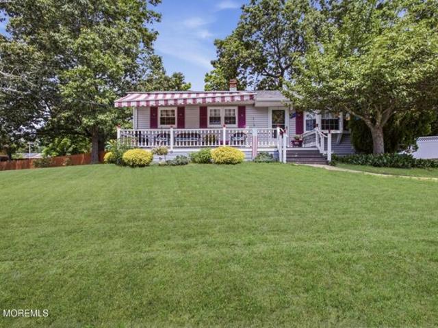 Roosevelt Ter, Howell, Home For Sale