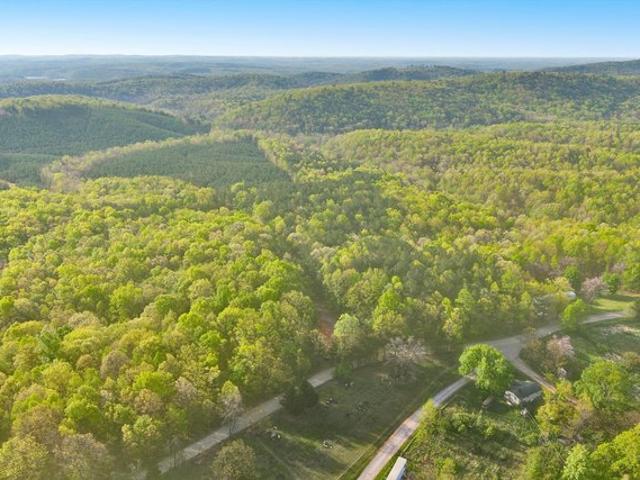 Roach Rd, Huddleston, VA 24104
