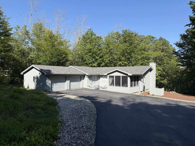 Road Round The Lk, Grantham, Home For Sale