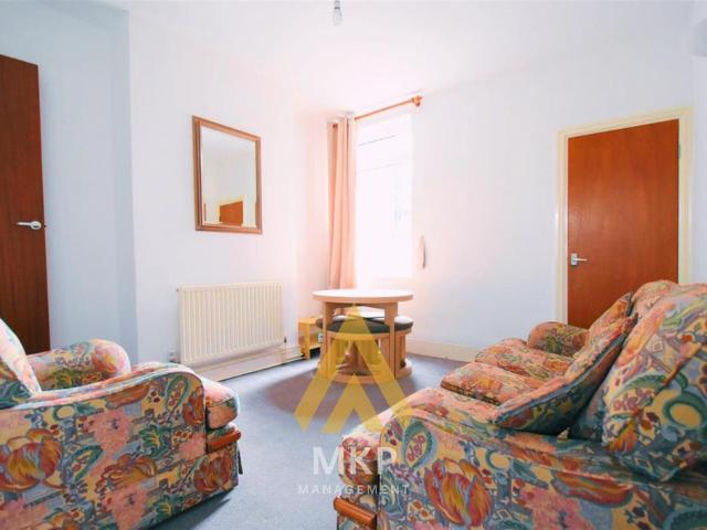 Road, Selly Oak, Birmingham B29 3 bed terraced house to rent £1,235 pcm £285 pw