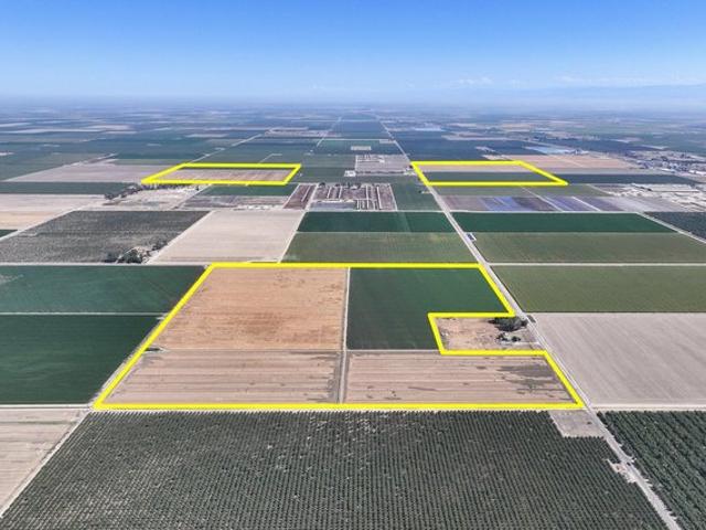 Road # 112, Pixley, CA 93256