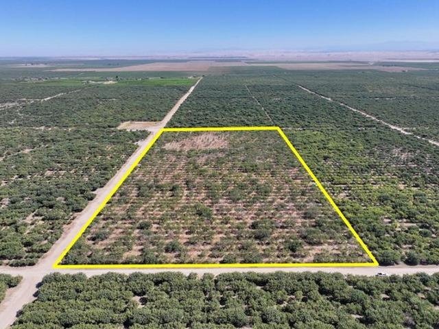 Road # 201/2, Madera, CA 93637