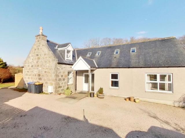Roadside Cottage, Fintray. 4 bed detached house to rent £1,900 pcm £438 pw