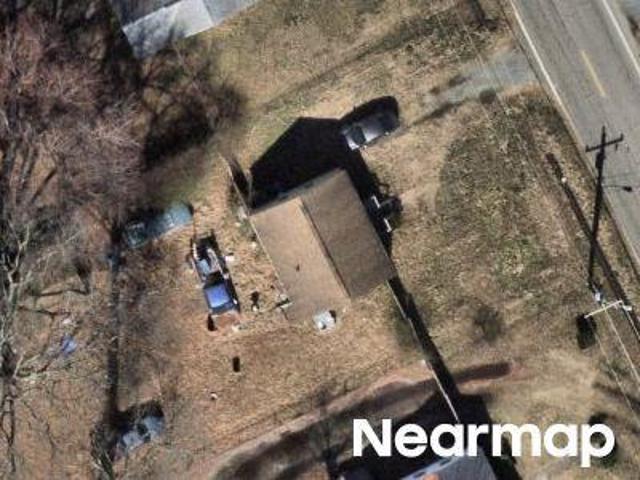 Roanoke Ave