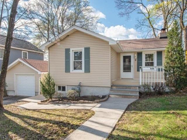 Roanoke Ave, Parsippany Troy Hills Township, Home For Sale