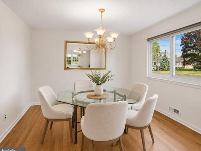 Roanoke Rd, Cherry Hill, Home For Sale