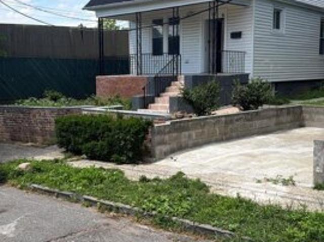 Roanoke St, Yonkers, Home For Sale