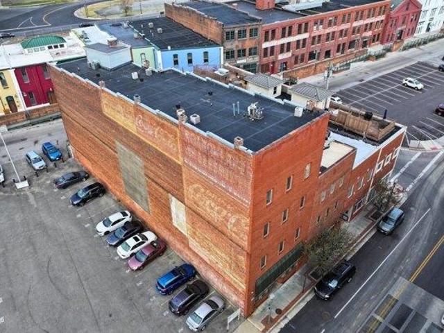 Roanoke VA 24011 103625351
