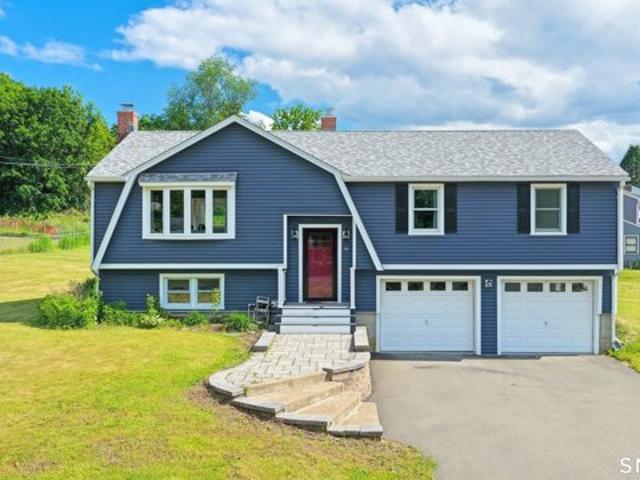 Roarke Rd, North Haven, Home For Sale